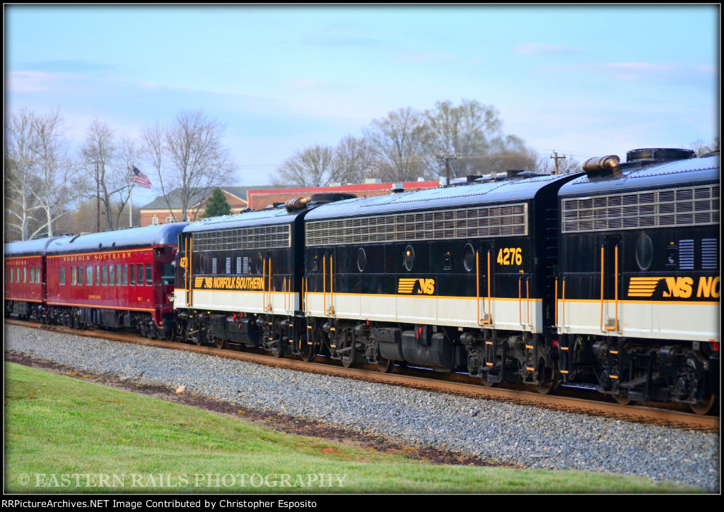 NS F7B 4276 on OCS 956
